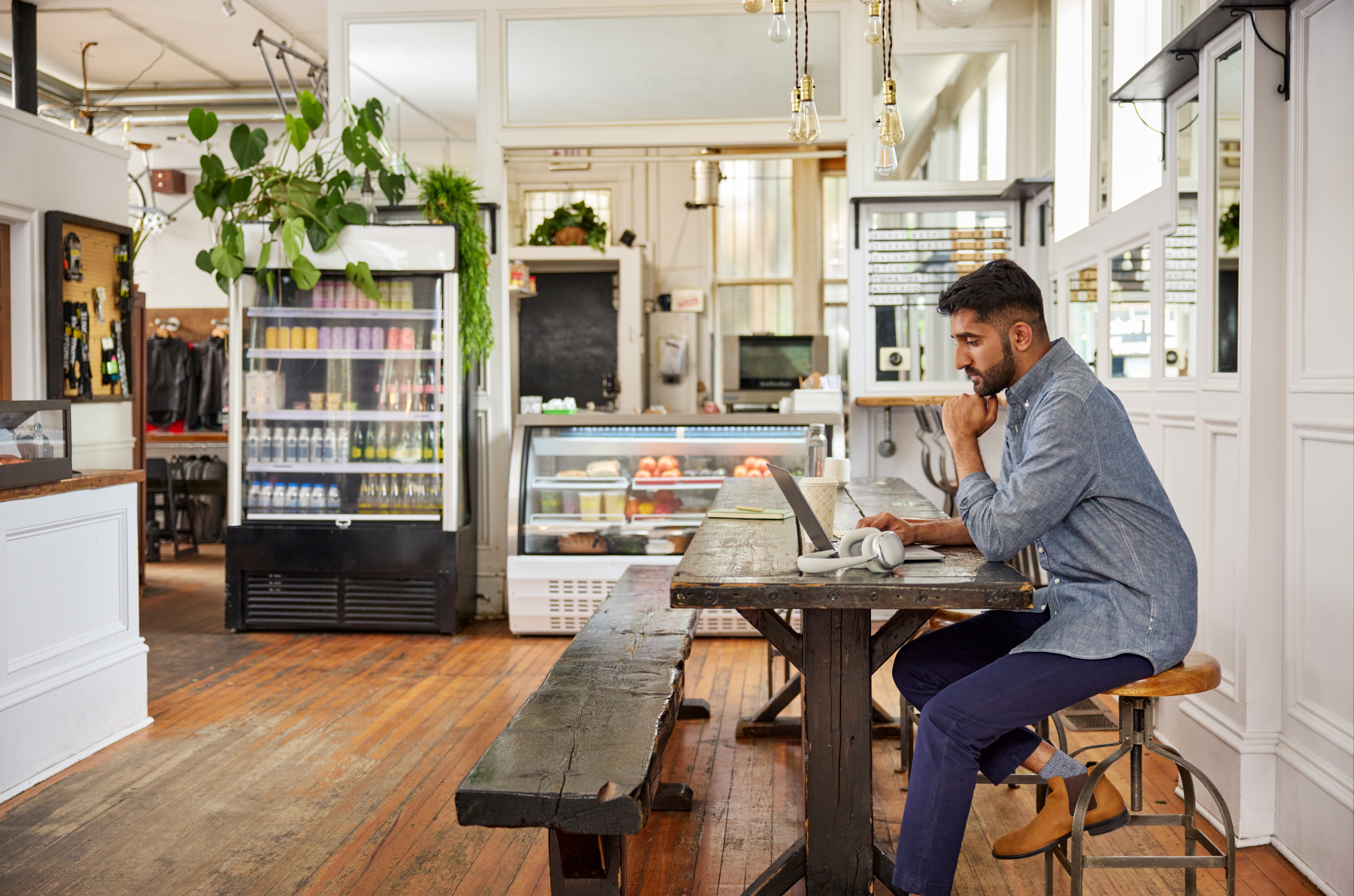 Common Types of Retirement Plans to Know About | Charles Schwab