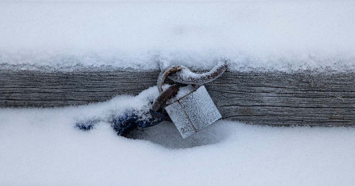 How to Freeze Your Credit—and Why It Matters | Charles Schwab
