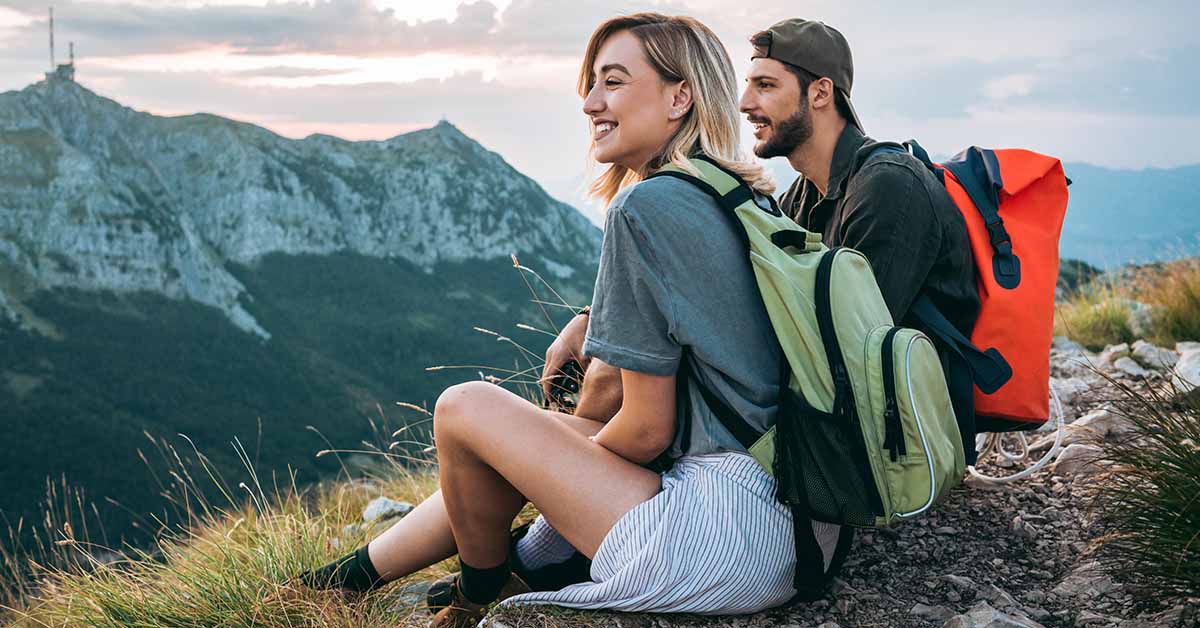 Tips to Save Money on Domestic Travel | Charles Schwab