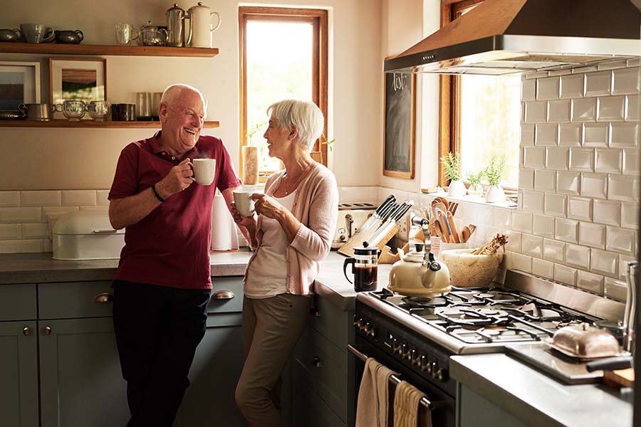 Late-in-Life Marriage: Pros, Cons, and More | Charles Schwab