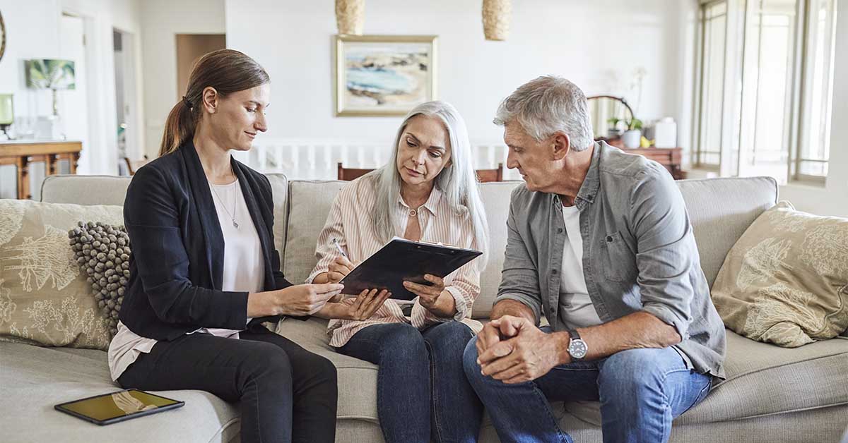 Revocable Living Trust vs. Will | Charles Schwab